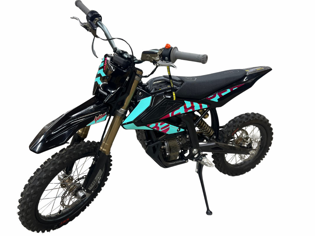 Surron Hyper Bee – Ride or Die R&D